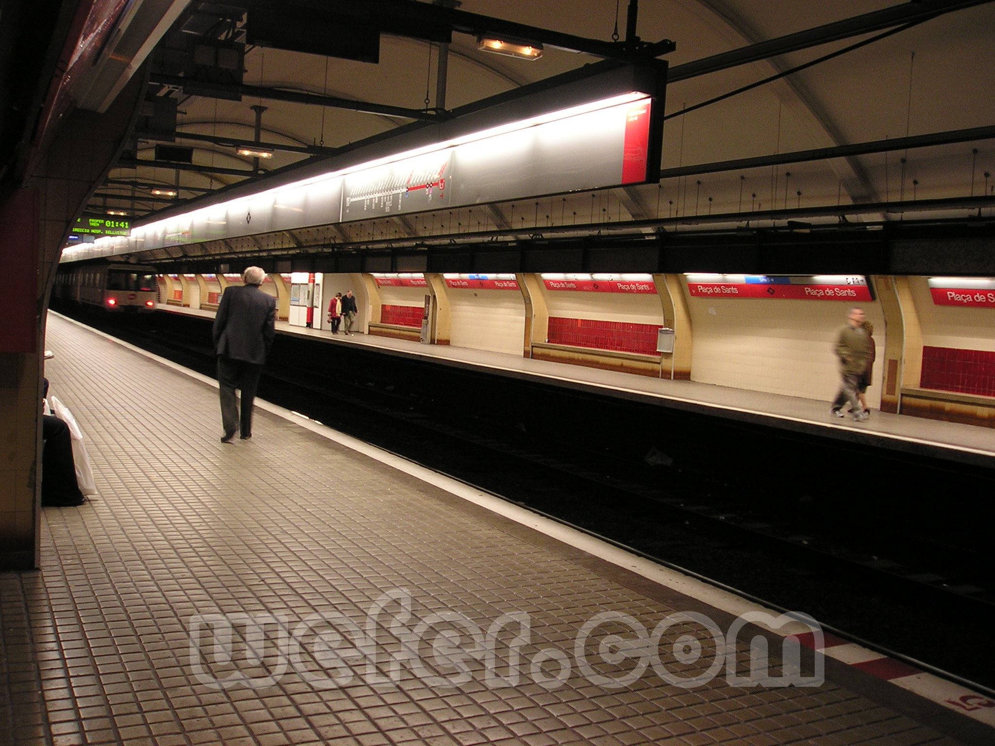 Metro de Barcelona: las estaciones - wefer.com, Web Ferroviaria