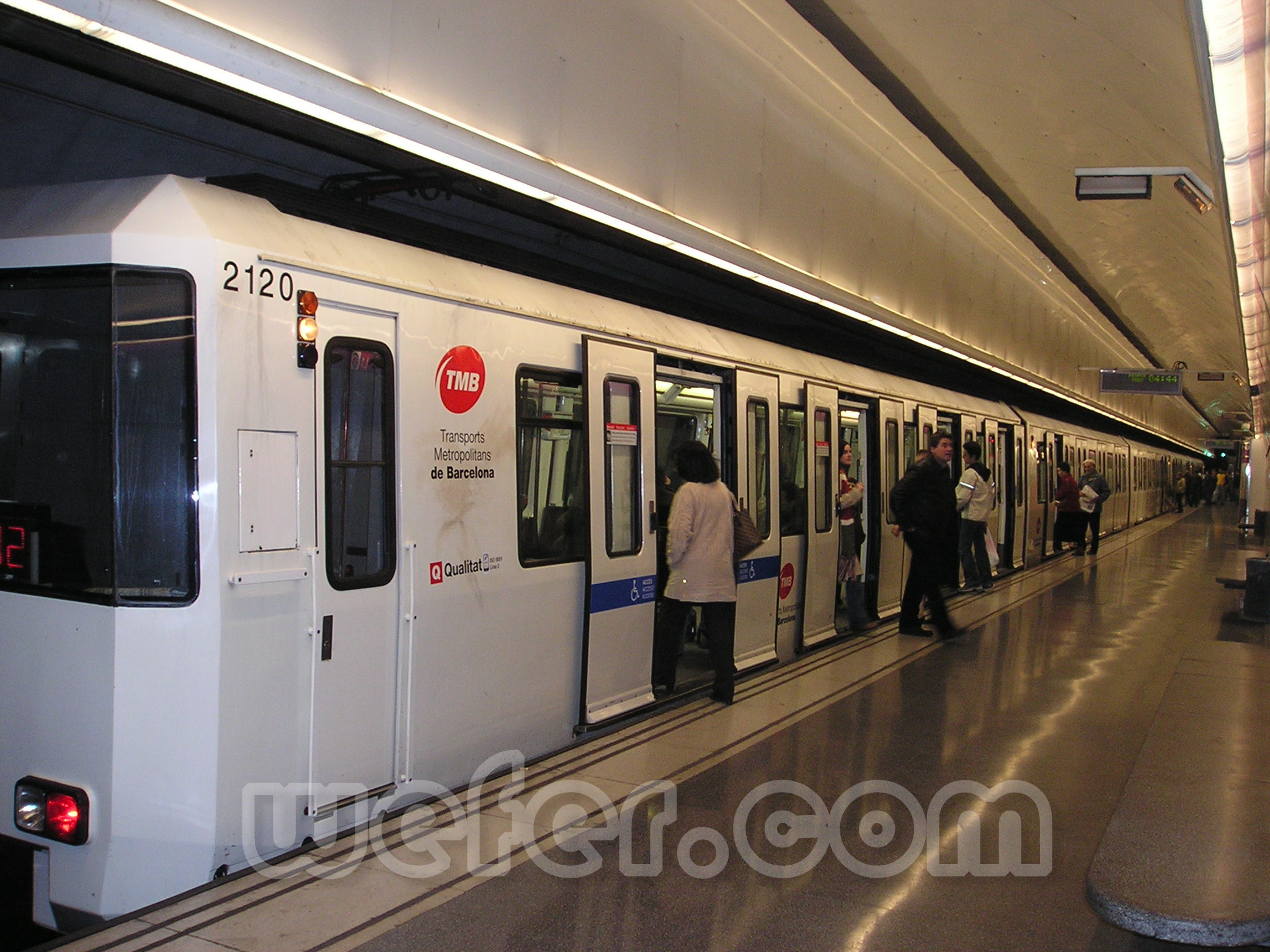 Metro de Barcelona: las estaciones - wefer.com, Web Ferroviaria